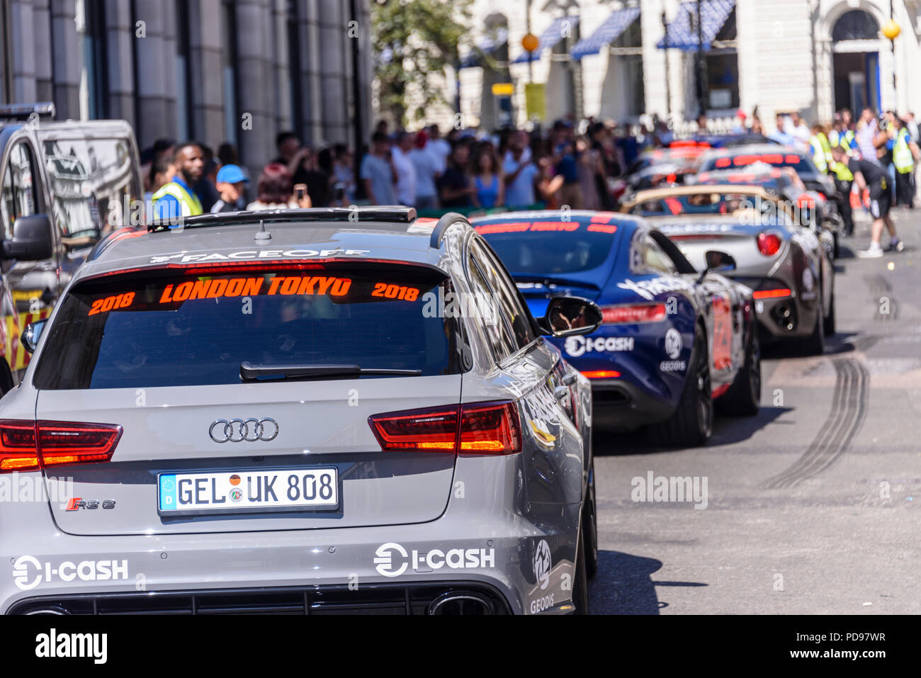 Supercars und hypercars -Fotos und -Bildmaterial in hoher Auflösung – Alamy