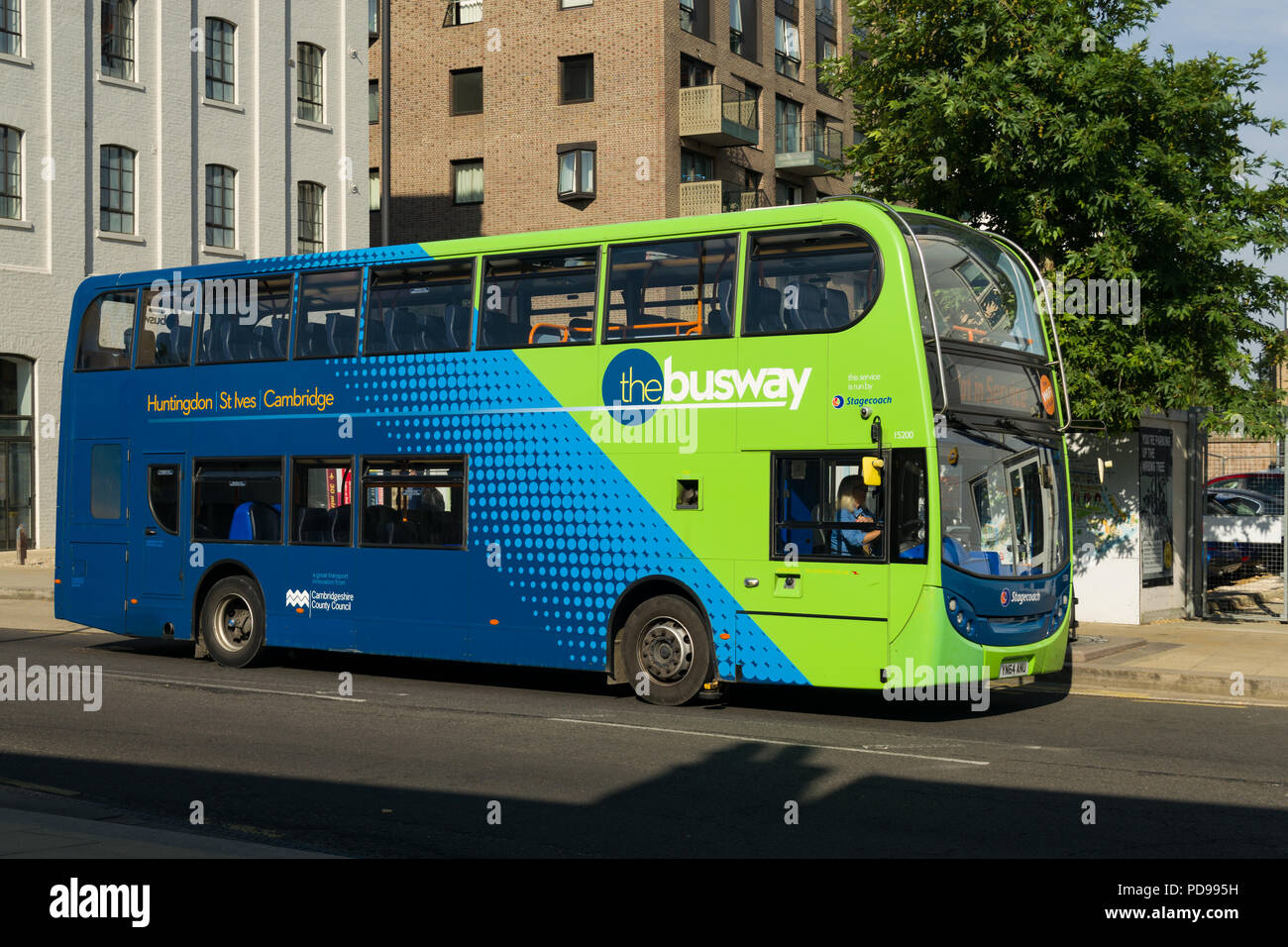 Cambridge bus -Fotos und -Bildmaterial in hoher Auflösung – Alamy