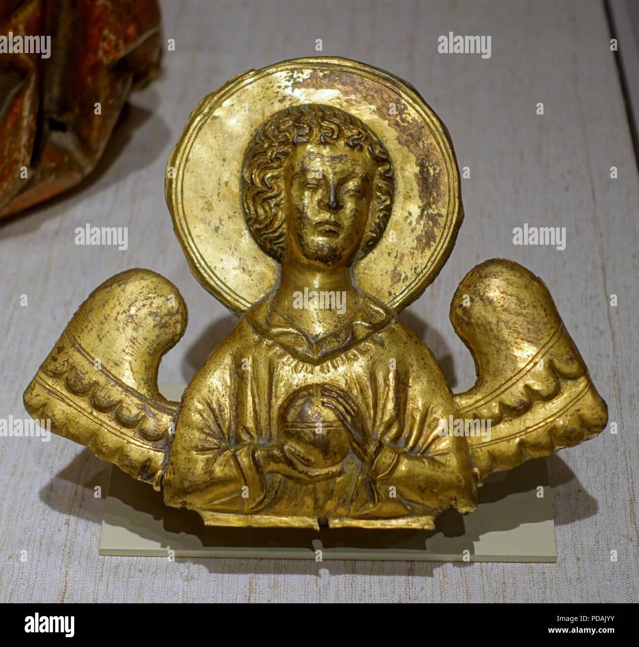 Copper repoussé -Fotos und -Bildmaterial in hoher Auflösung – Alamy