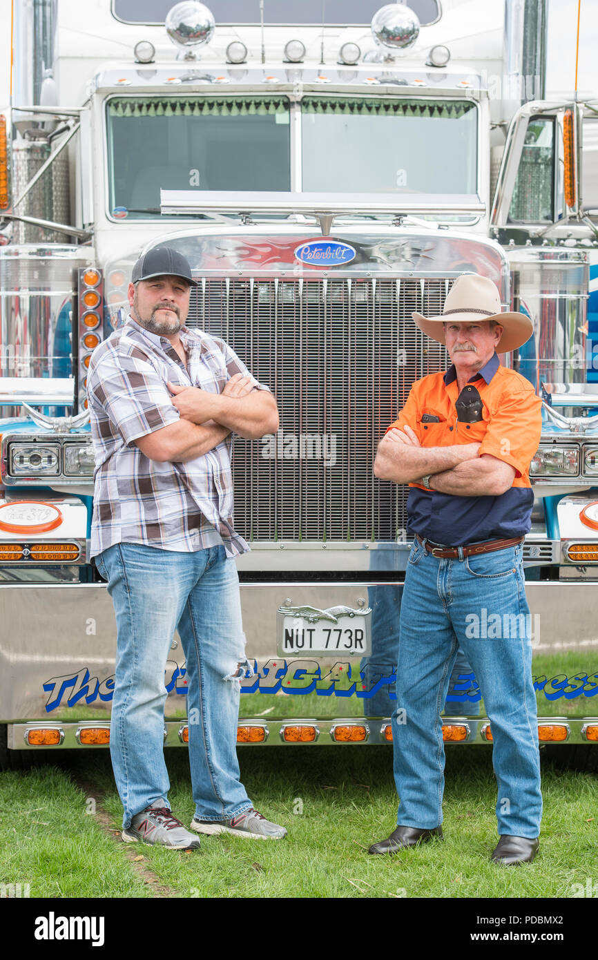 Outback trucker Stockfotos und -bilder Kaufen - Alamy