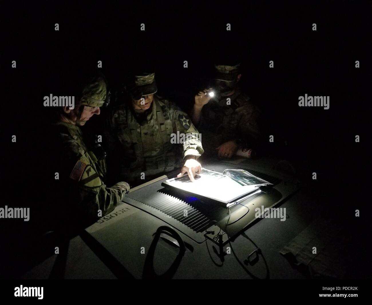 Colonel Jay Miseli, Kommandant der 2. Stryker Brigade Combat Team, 2 ...