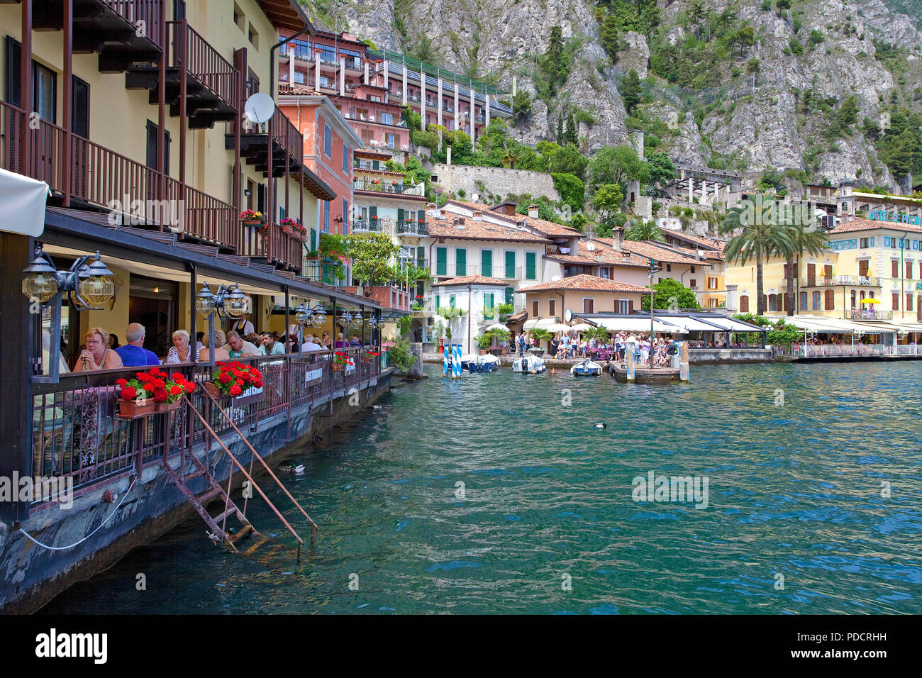 Seerestaurant in Limone, Limone sul Garda, Gardasee, Lombardei, Italien ...