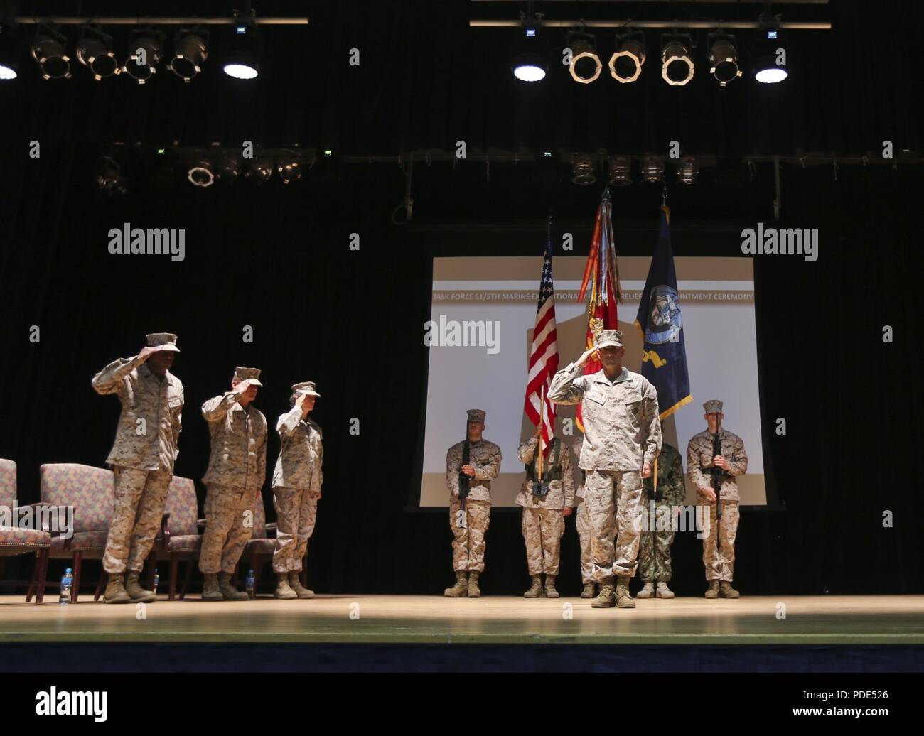 Sgt maj clifford wiggins -Fotos und -Bildmaterial in hoher Auflösung ...