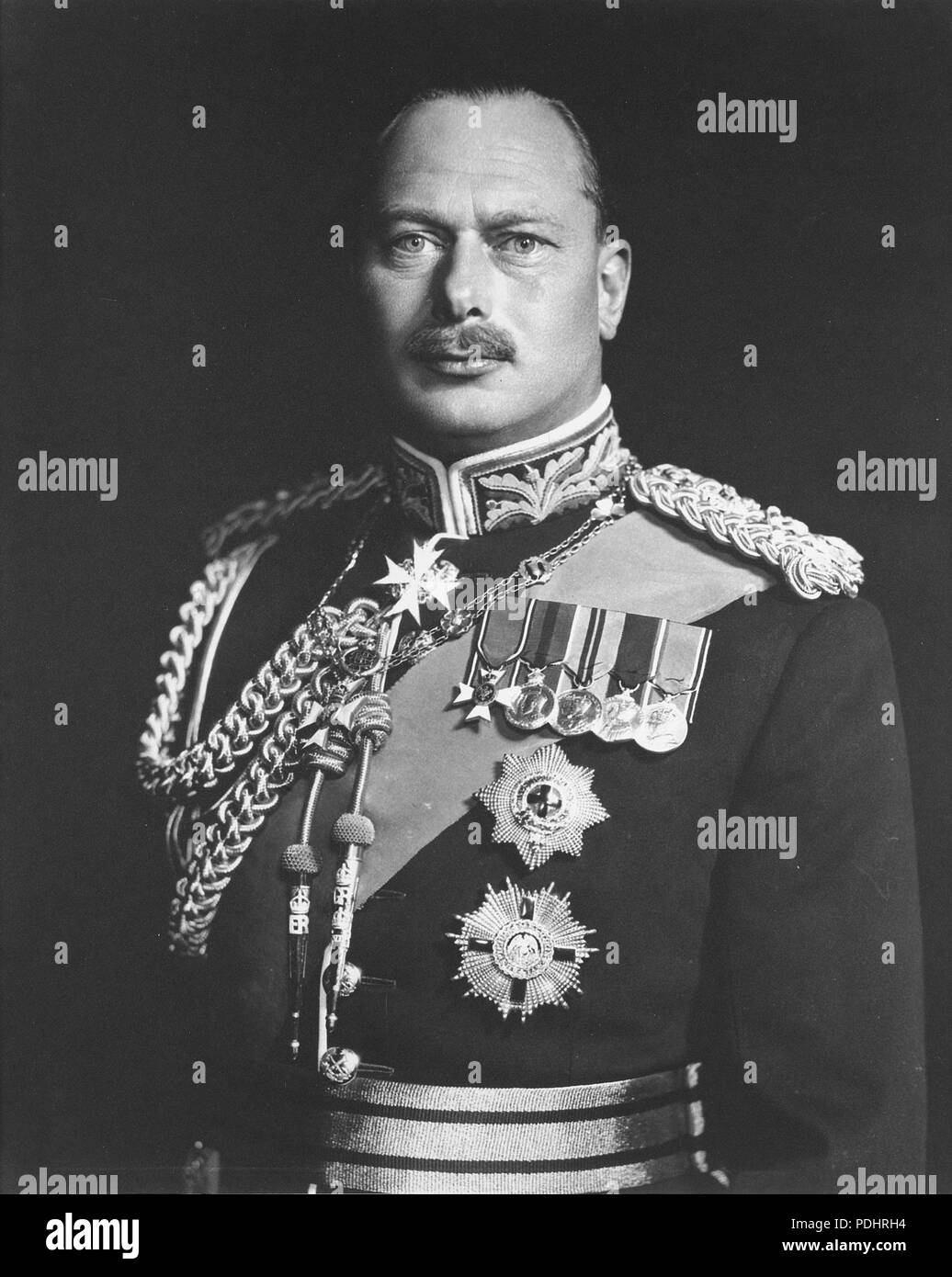 Prinz henry herzog von gloucester -Fotos und -Bildmaterial in hoher ...