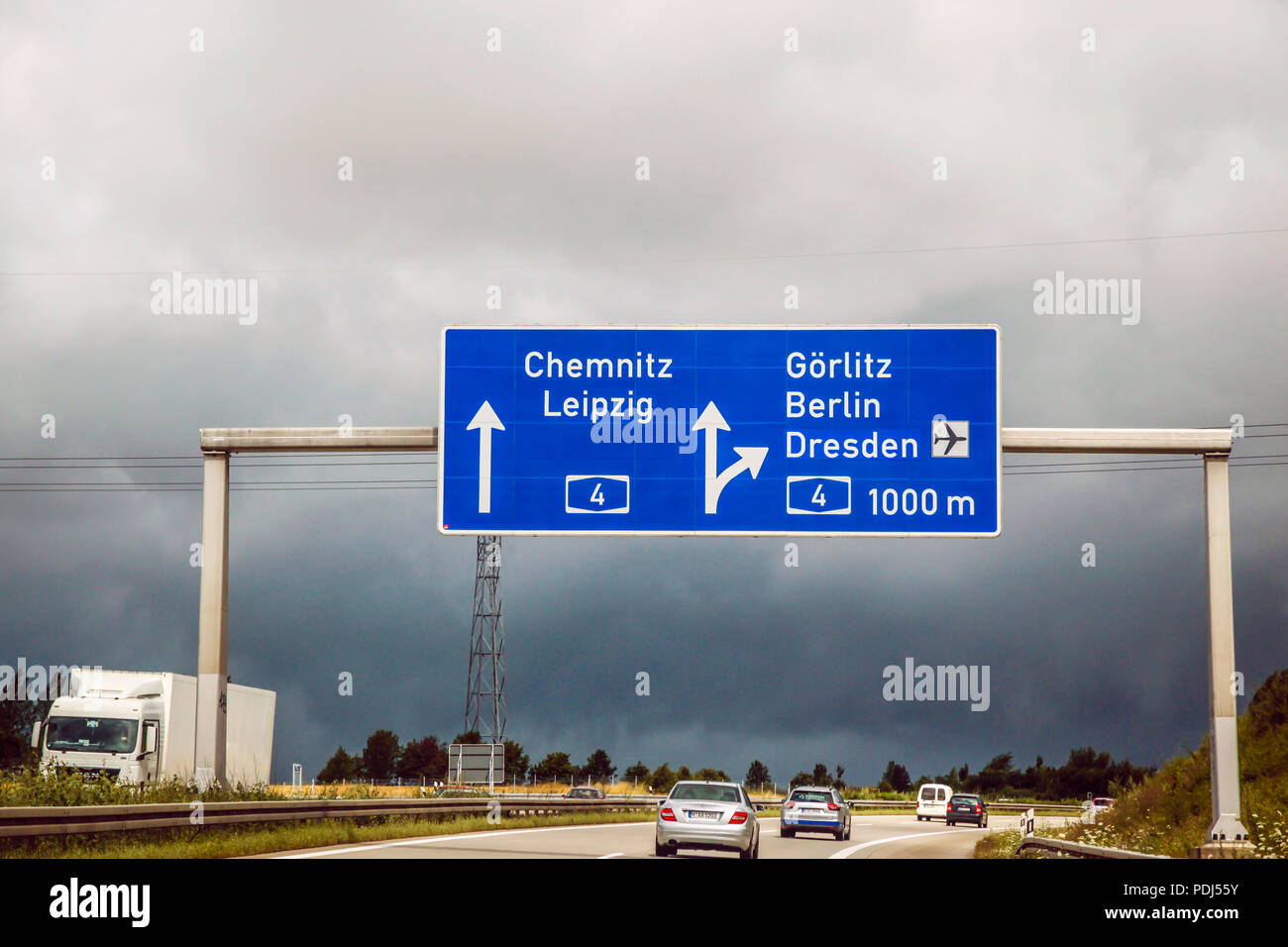 Autobahn schilder deutschland -Fotos und -Bildmaterial in hoher ...