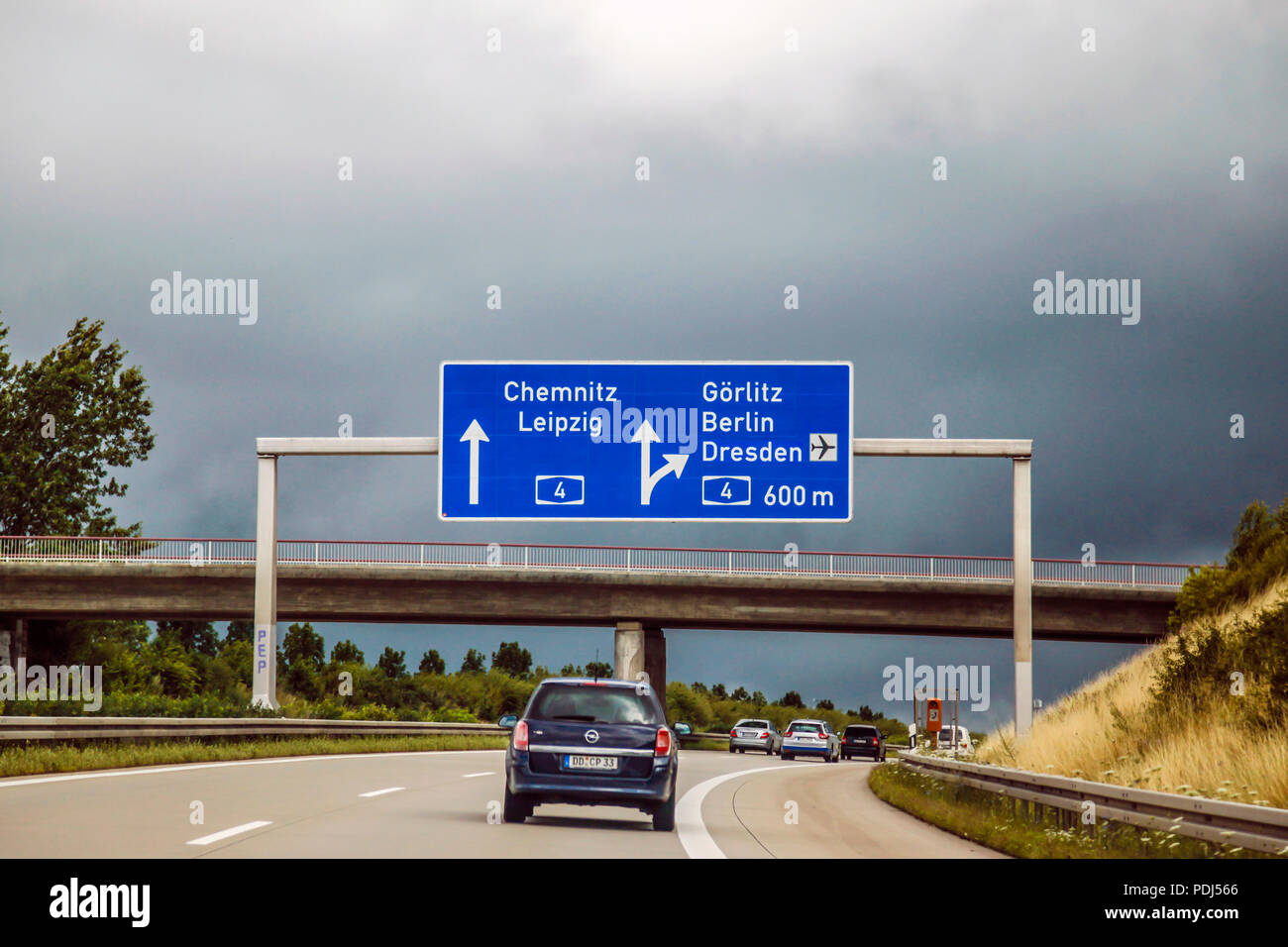 Autobahn schilder deutschland -Fotos und -Bildmaterial in hoher ...