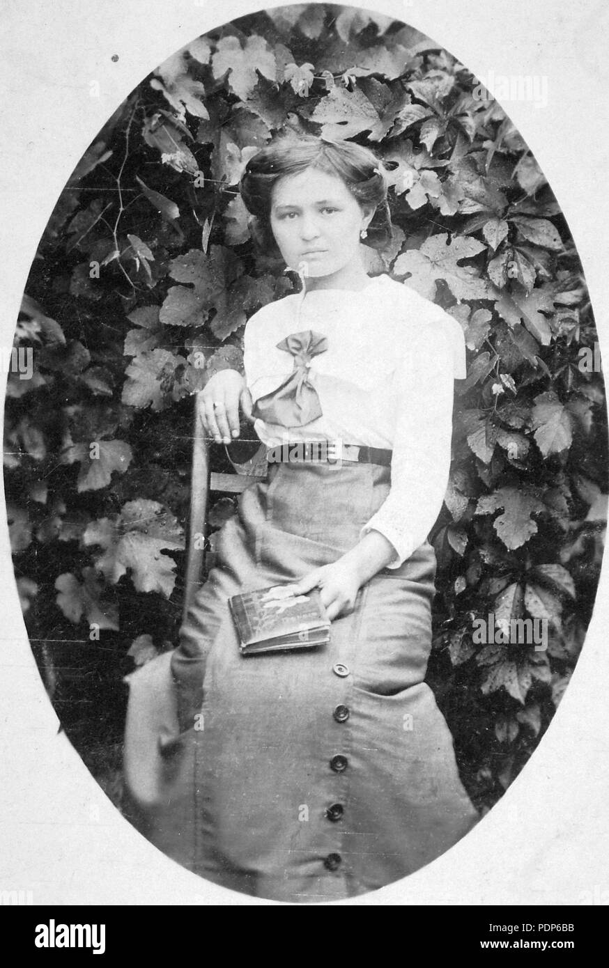 Archiv frau -Fotos und -Bildmaterial in hoher Auflösung – Alamy