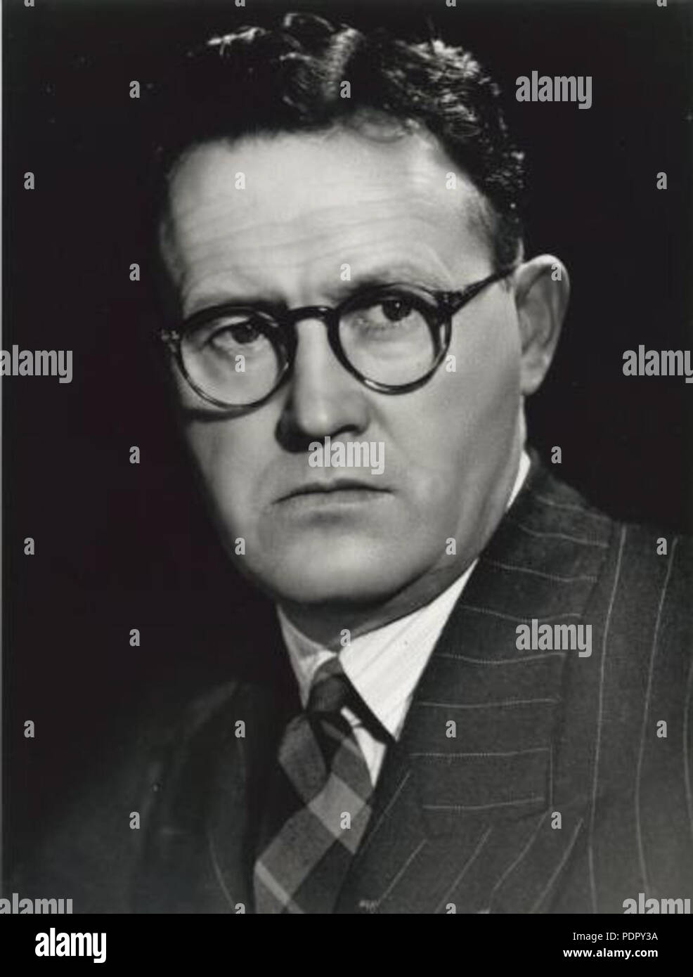 Tom burke -Fotos und -Bildmaterial in hoher Auflösung – Alamy