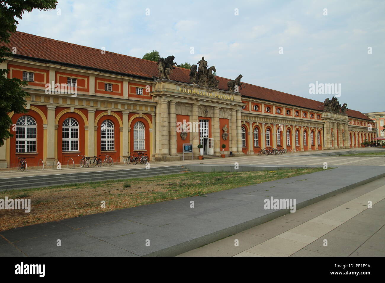 Ufa cinema palace -Fotos und -Bildmaterial in hoher Auflösung – Alamy