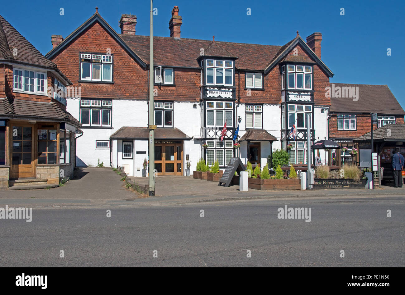 Forest row -Fotos und -Bildmaterial in hoher Auflösung – Alamy