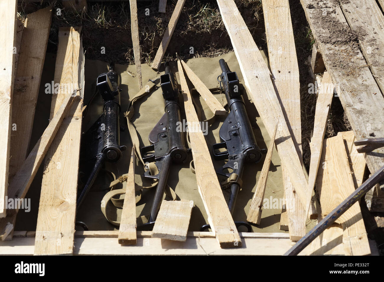 Gewehre Gewehre Gewehre Schusswaffen Schusswaffen Stockfotos und ...