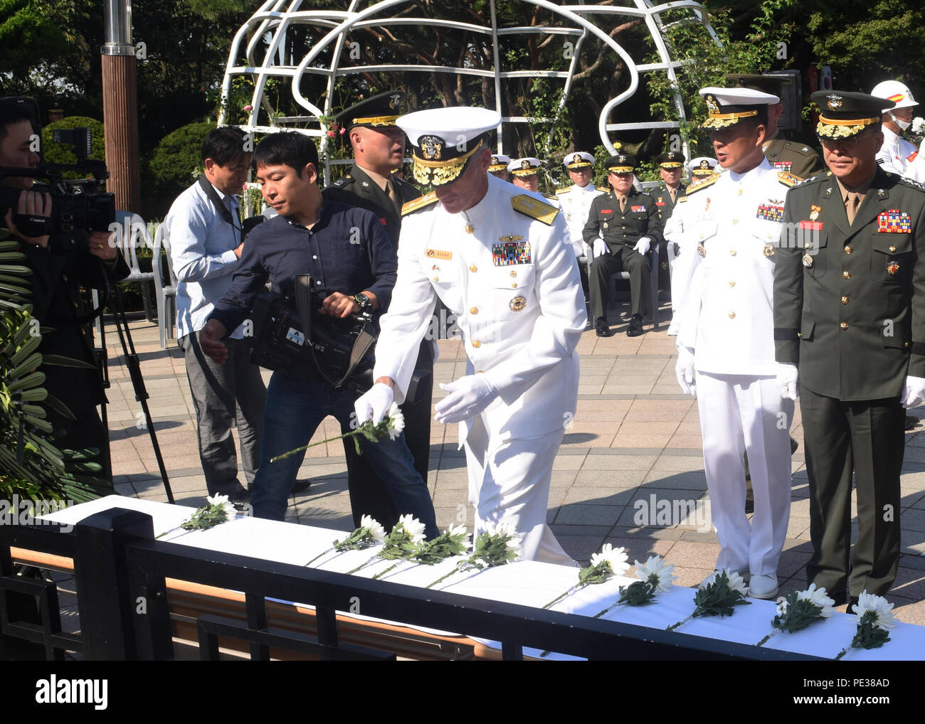 Macarthur landing memorial -Fotos und -Bildmaterial in hoher Auflösung ...