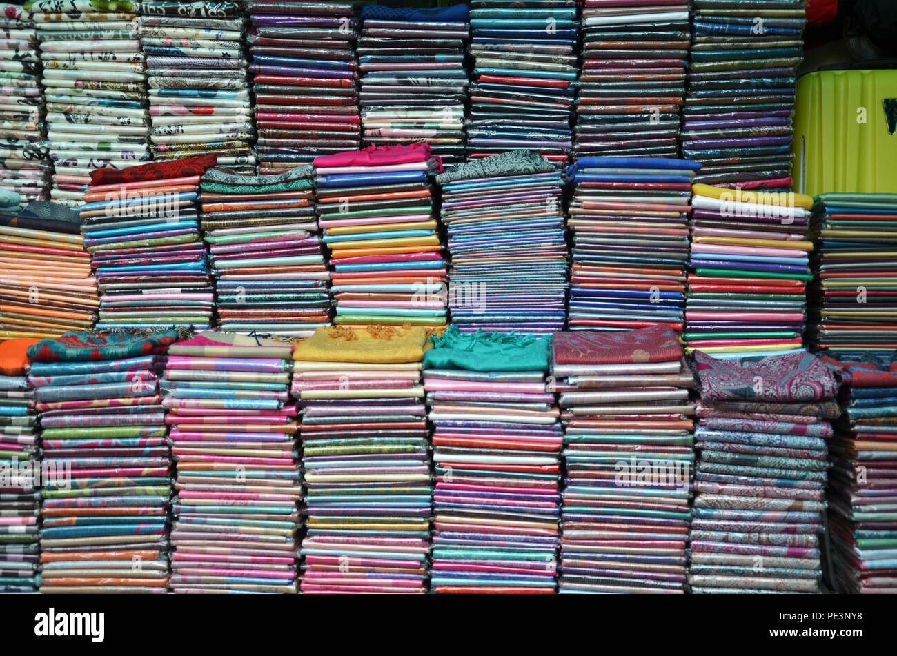 Silk clothes clothing souvenirs -Fotos und -Bildmaterial in hoher ...