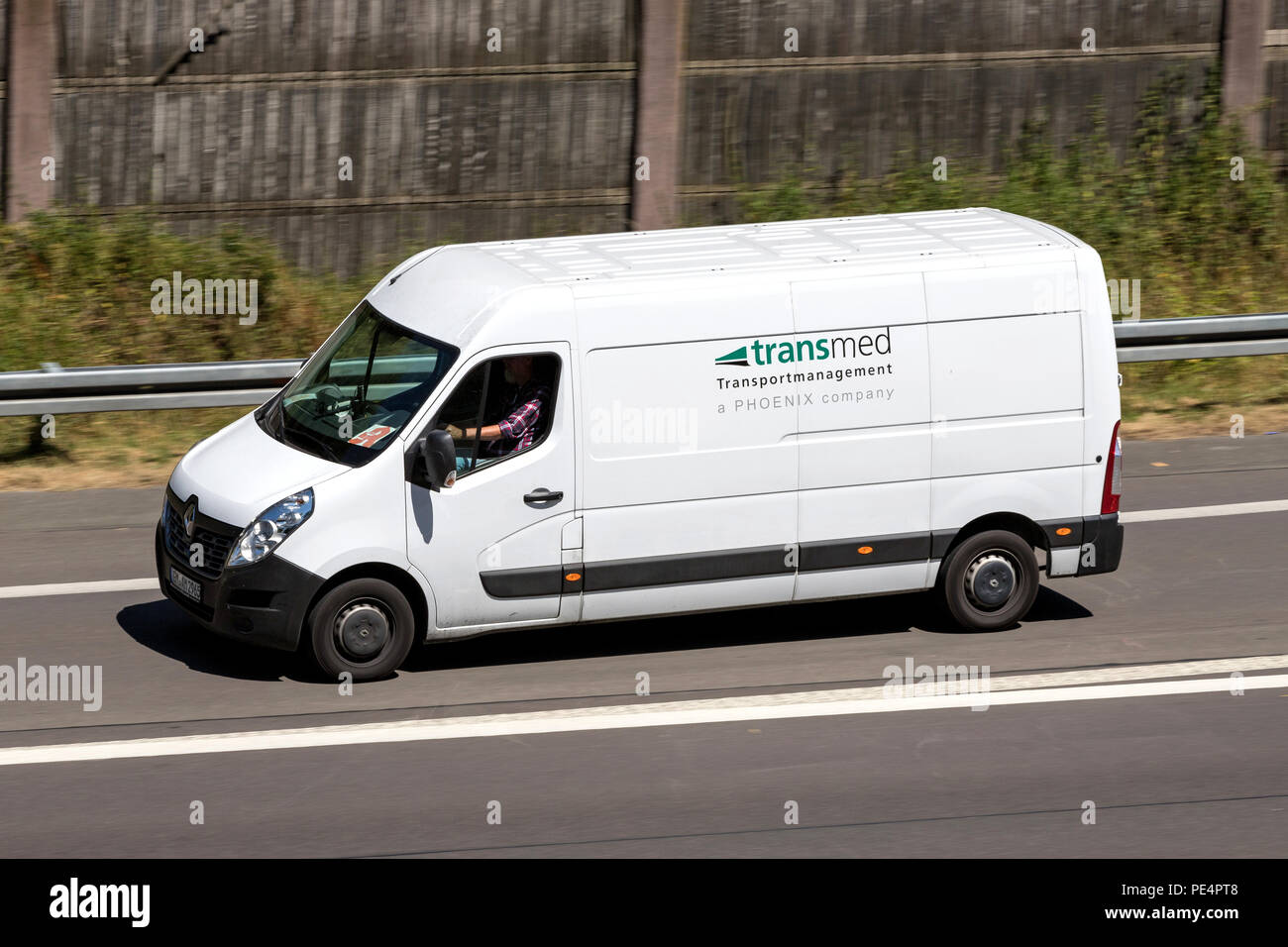 Renault express van -Fotos und -Bildmaterial in hoher Auflösung – Alamy