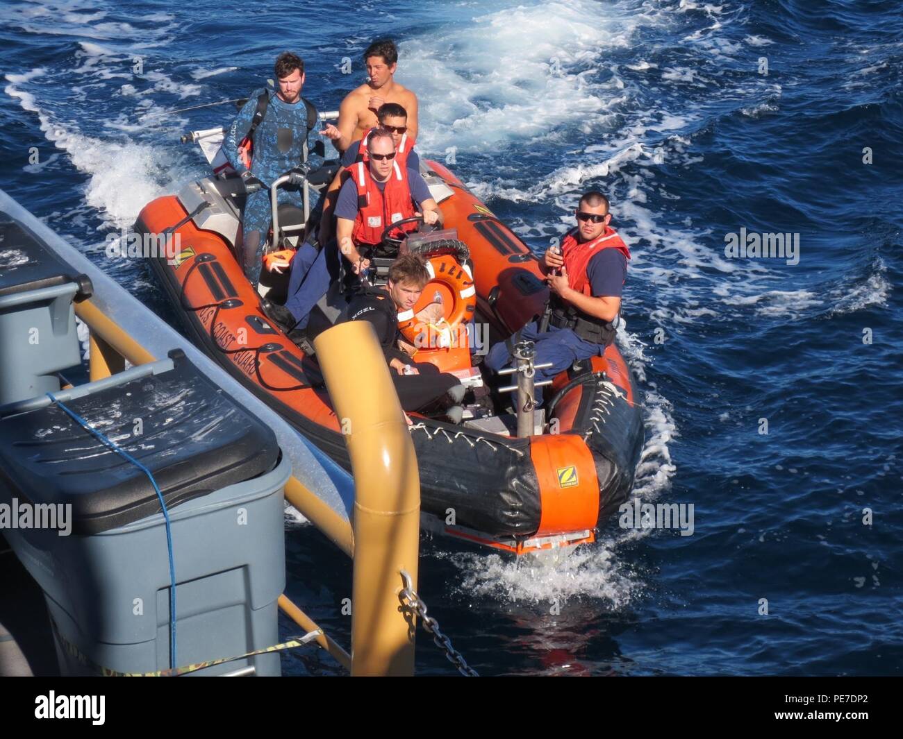 Mannschaften von Coast Guard Sektor San Diego, Coast Guard Cutter ...