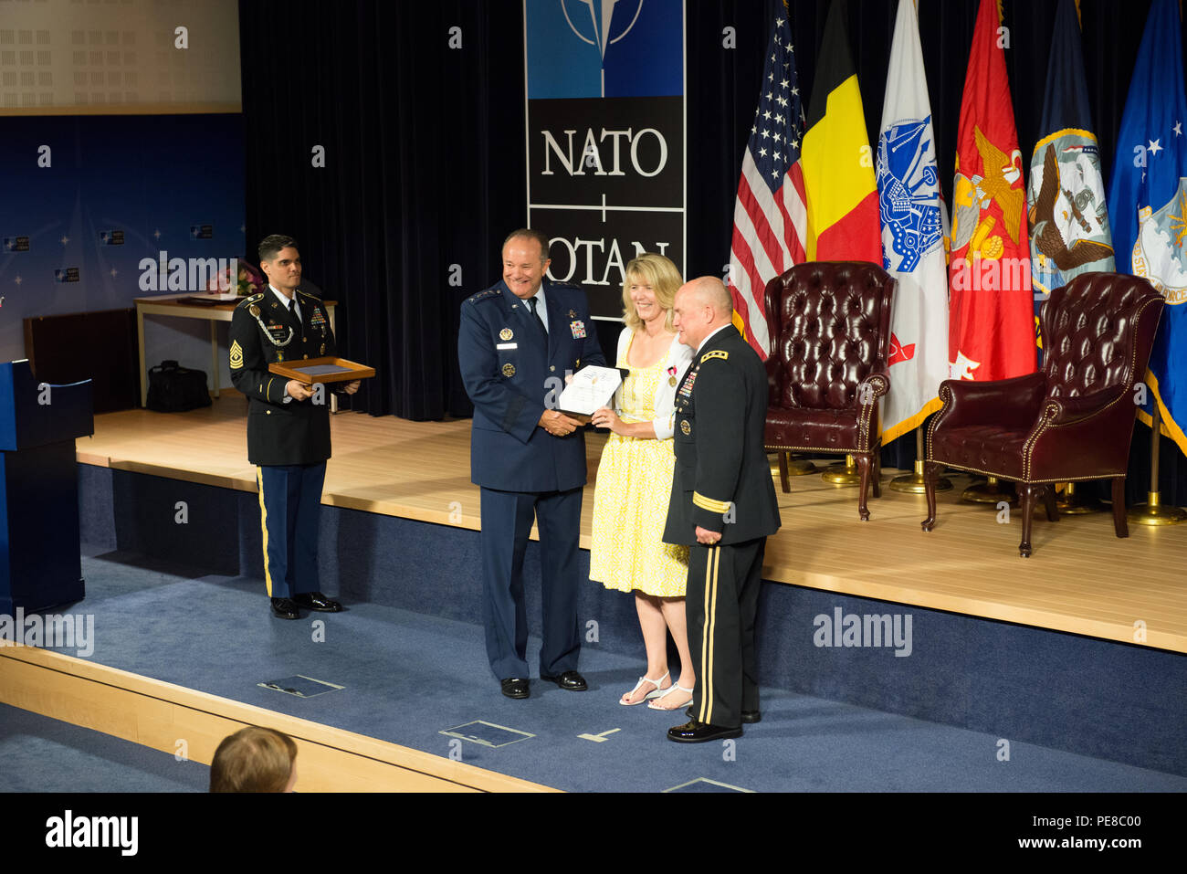 Lt gen david r hogg -Fotos und -Bildmaterial in hoher Auflösung – Alamy