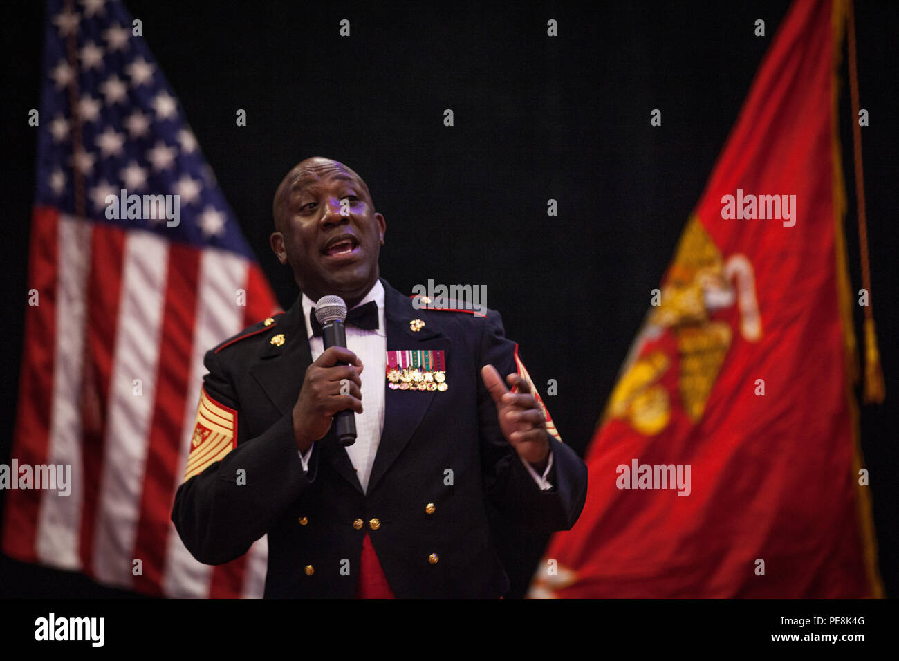 Die 18 Sergeant Major des Marine Corps, Ronald L. Grün, verbindet ...