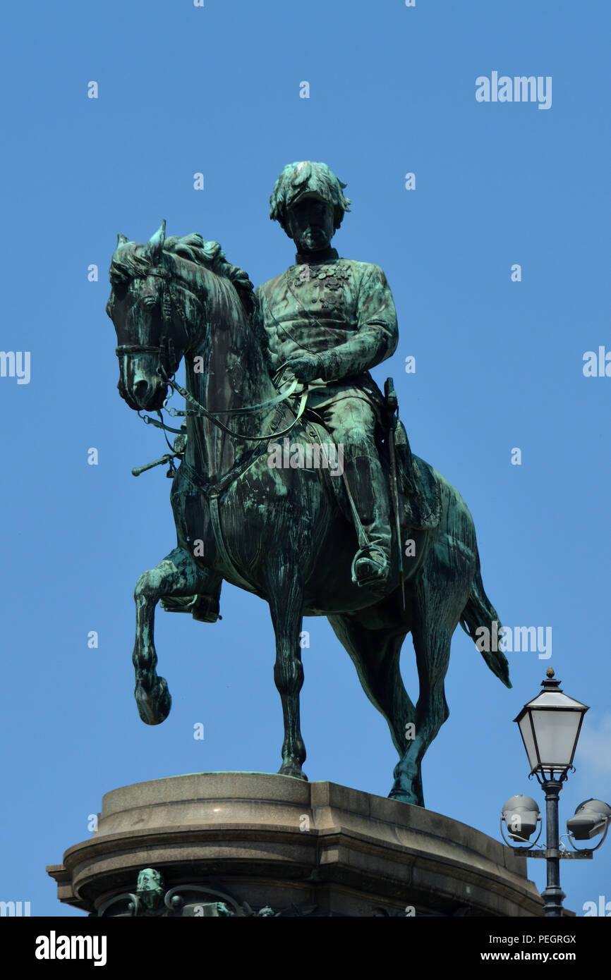Reiterstandbild von Erzherzog Albrecht an der Albertina in Wien ...