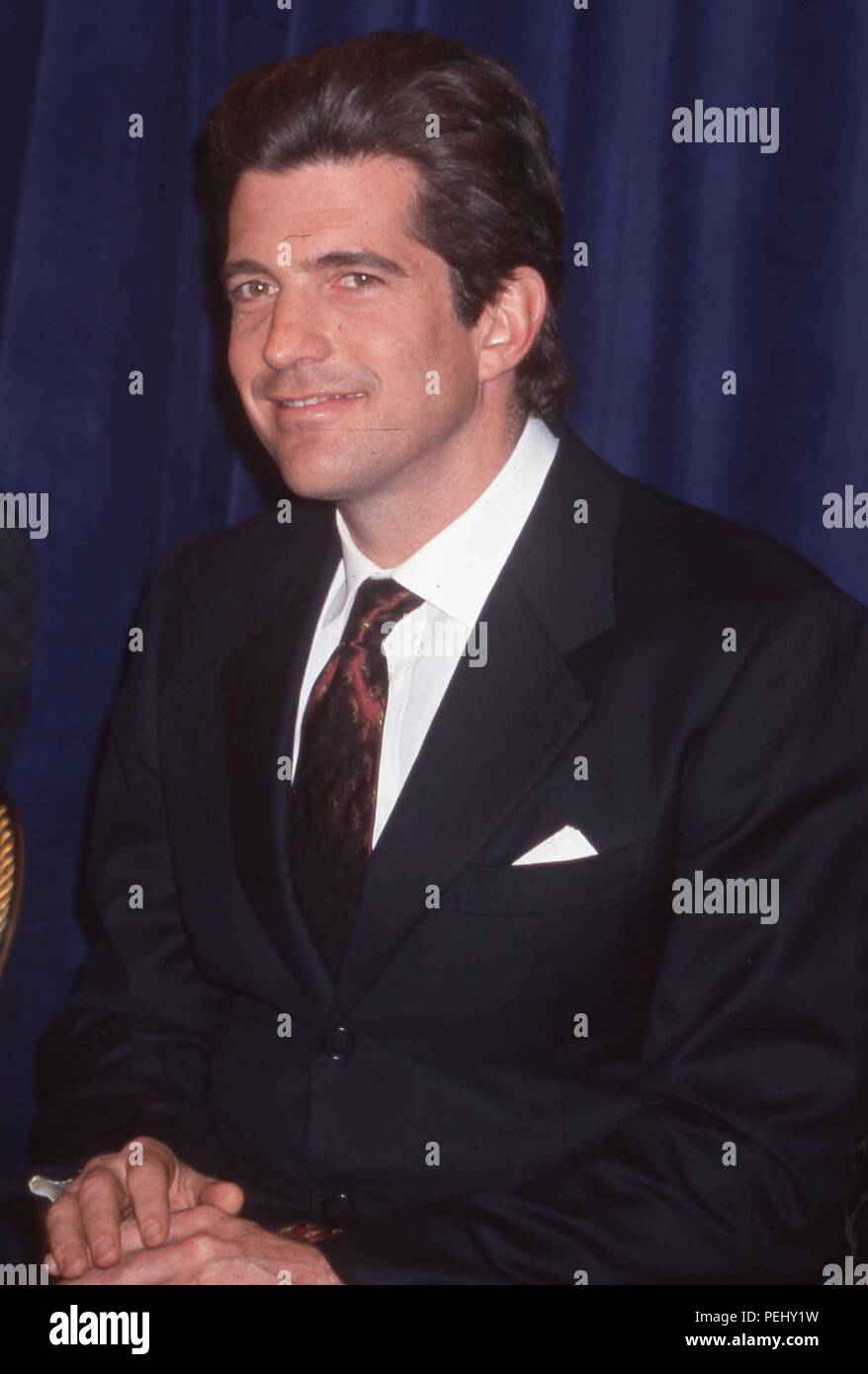 John kennedy jr -Fotos und -Bildmaterial in hoher Auflösung – Alamy