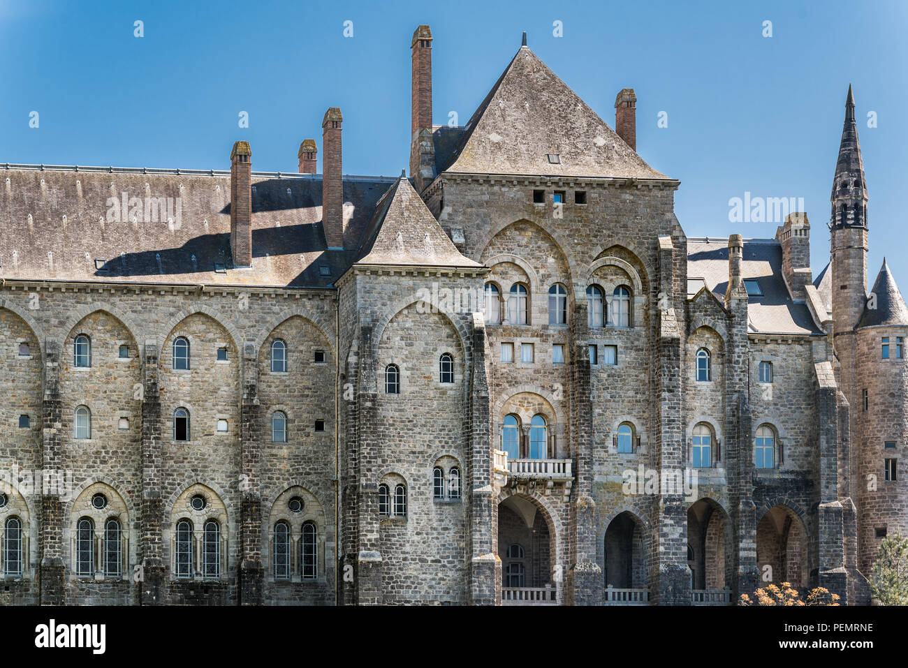 Solesmes abbey -Fotos und -Bildmaterial in hoher Auflösung – Alamy