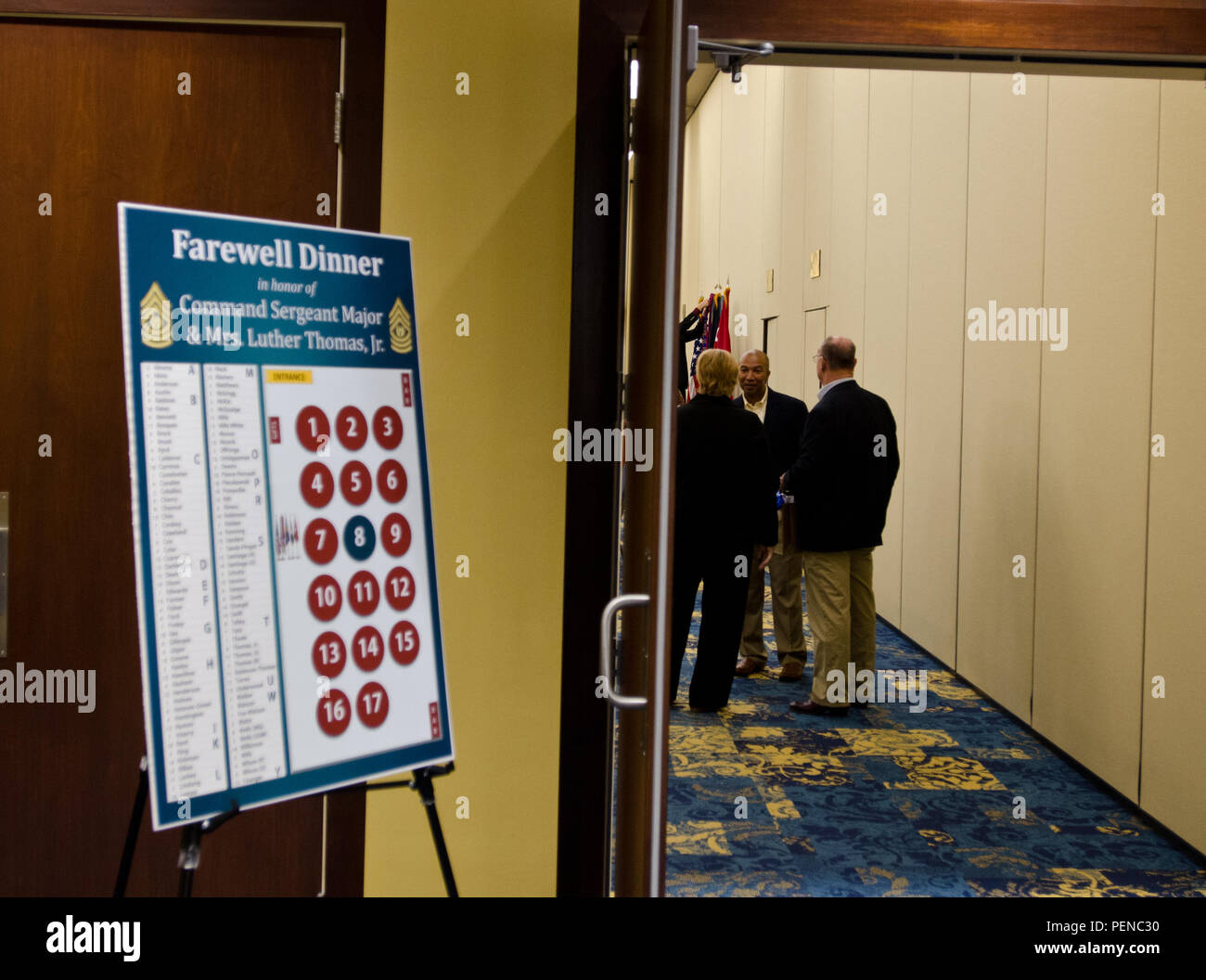Abschied vom verteidigungsfotografen -Fotos und -Bildmaterial in hoher ...