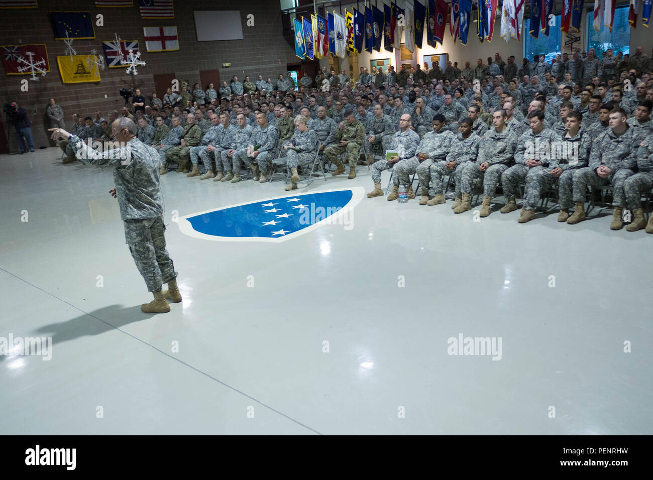 Direktor der nationalgarde der armee es ist timothy kadavy Stockfotos ...