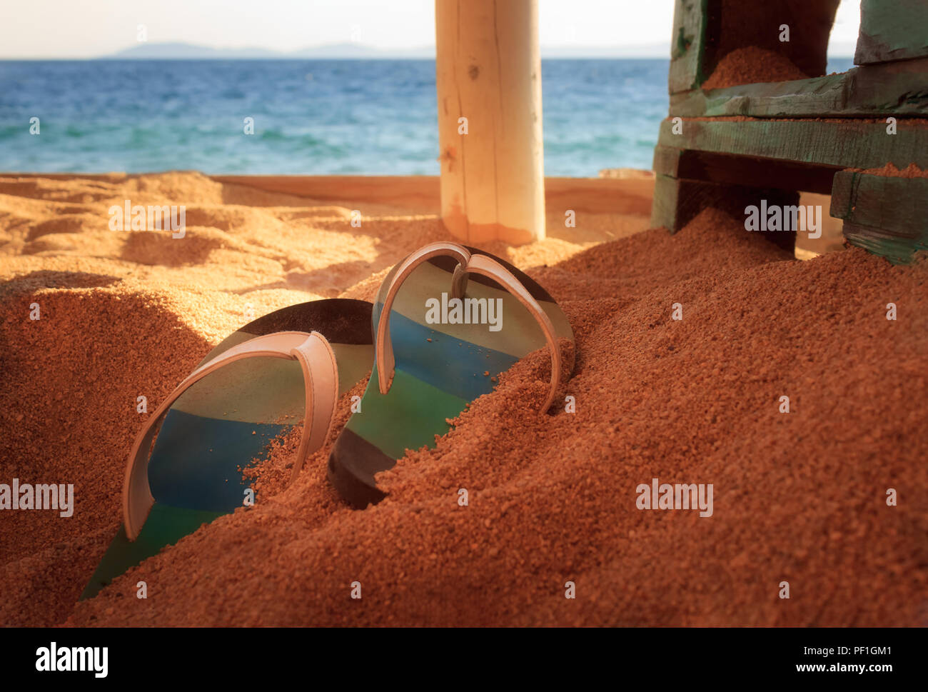 Tanga am strand -Fotos und -Bildmaterial in hoher Auflösung - Seite 2 - Alamy