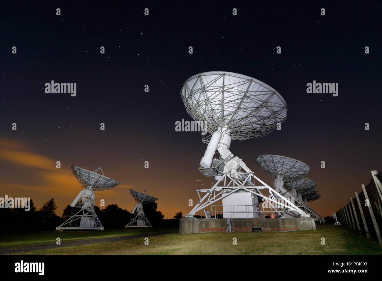 Mullard radio astronomy observatiory -Fotos und -Bildmaterial in hoher ...