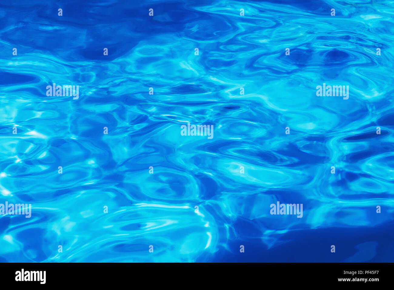 Wasser pool hintergrund -Fotos und -Bildmaterial in hoher Auflösung – Alamy