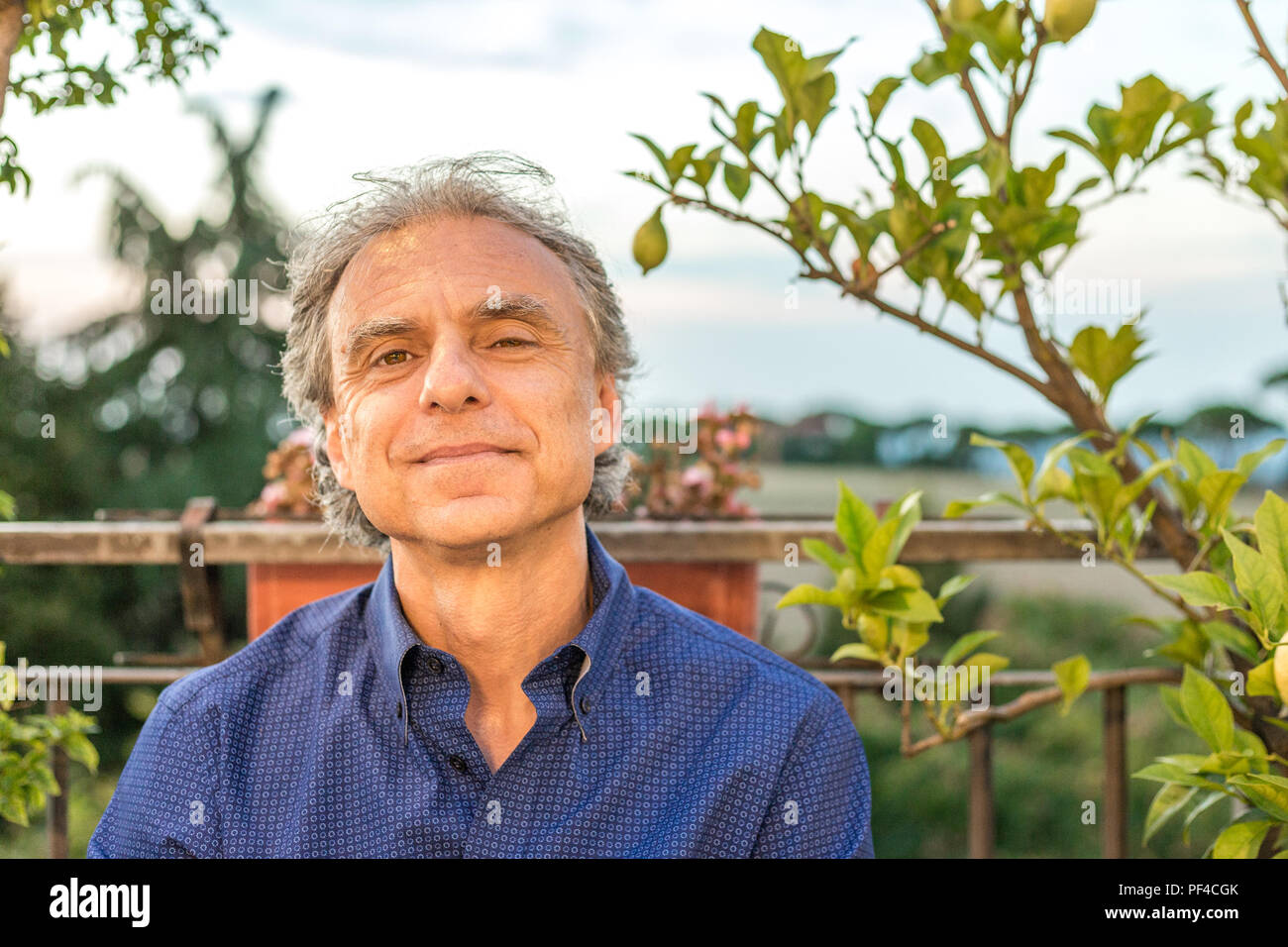 Lazy eye -Fotos und -Bildmaterial in hoher Auflösung – Alamy