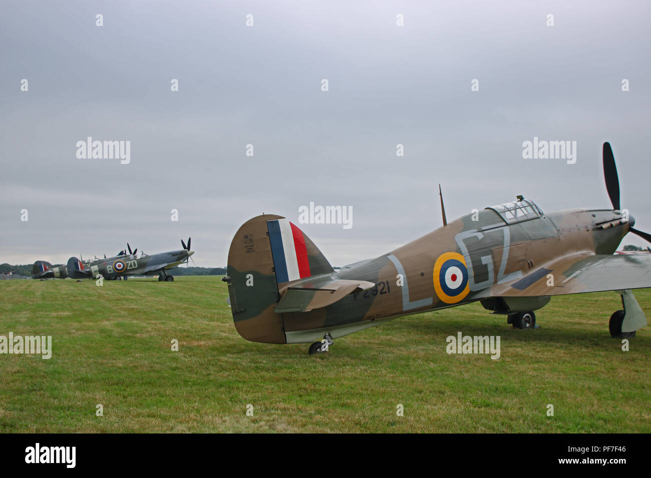 Hawker hurricane cockpit -Fotos und -Bildmaterial in hoher Auflösung ...