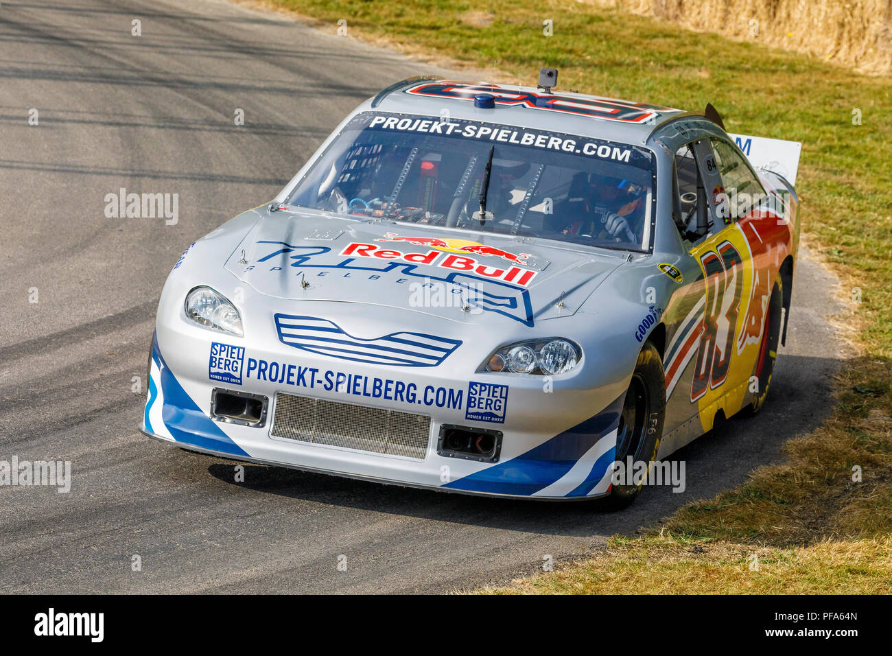 Nascar car red -Fotos und -Bildmaterial in hoher Auflösung – Alamy