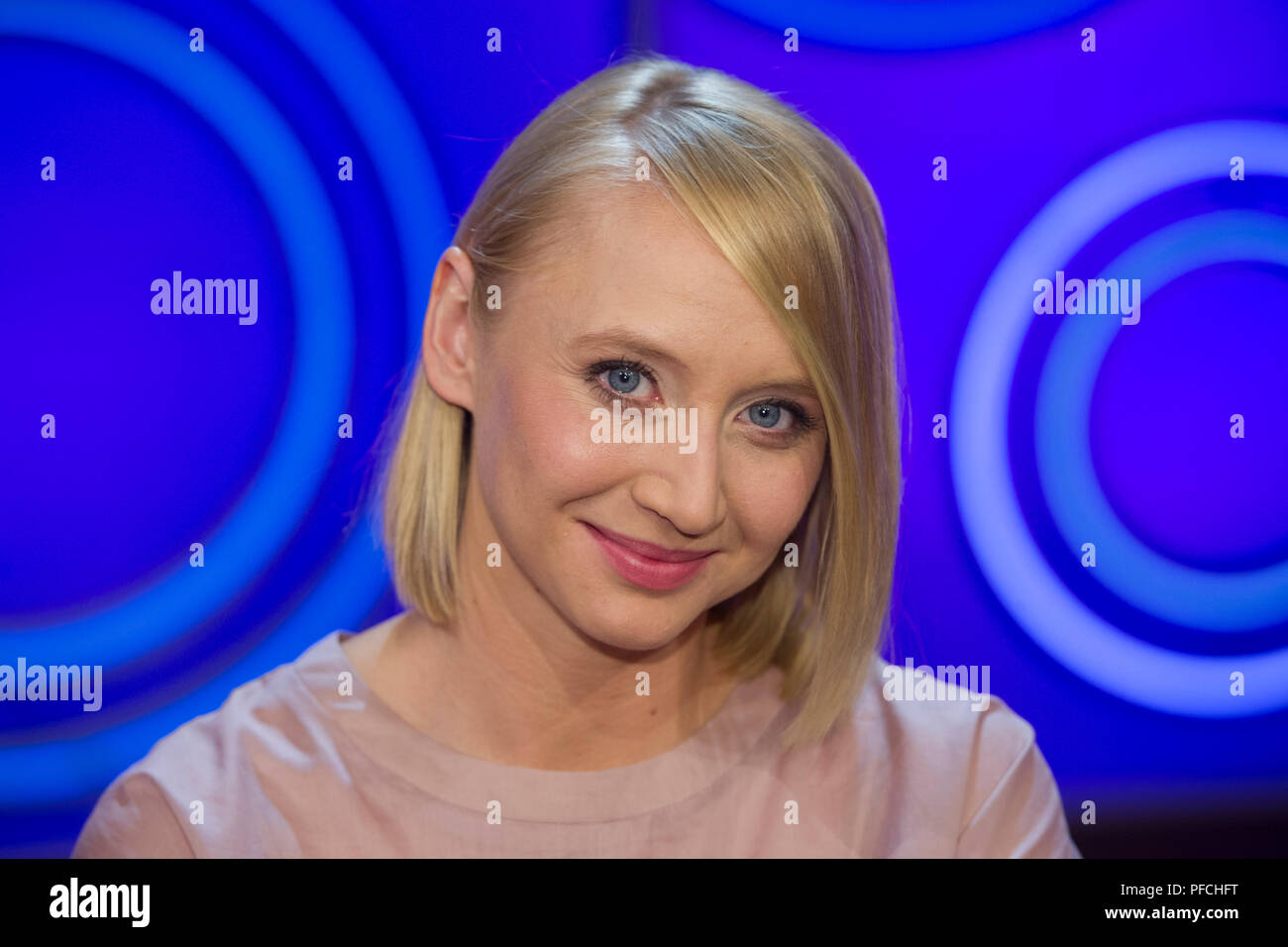 Anna maria muehe -Fotos und -Bildmaterial in hoher Auflösung - Seite 2 ...