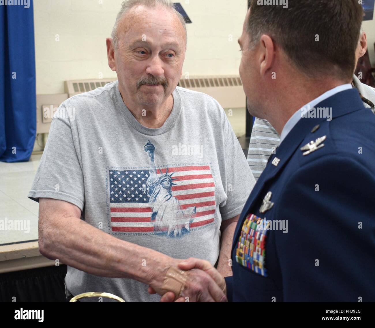 Rotc auszeichnung -Fotos und -Bildmaterial in hoher Auflösung – Alamy