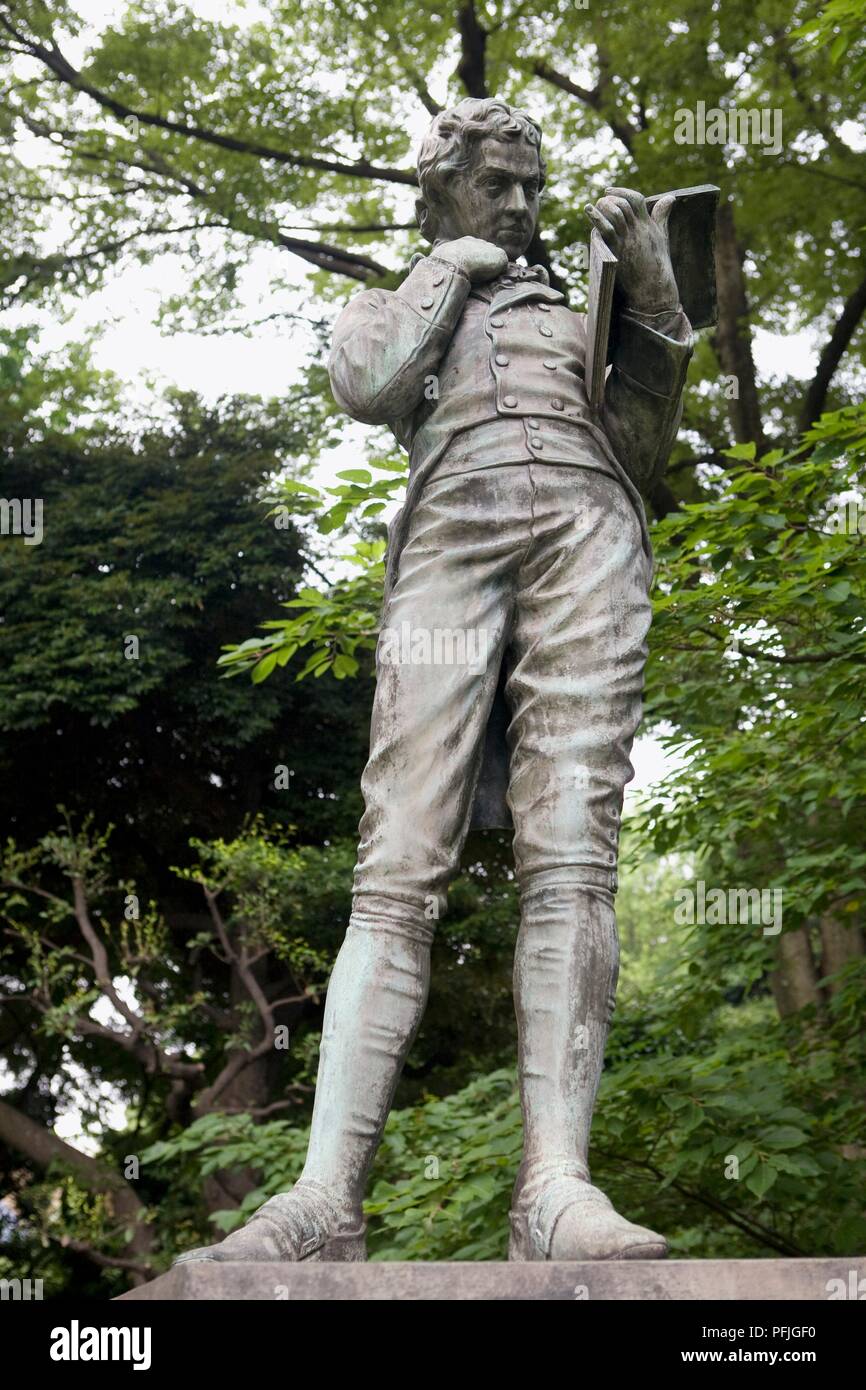 Japan, Tokio, Taito-ku, Statue des britischen Arzt Edward Jenner auf ...