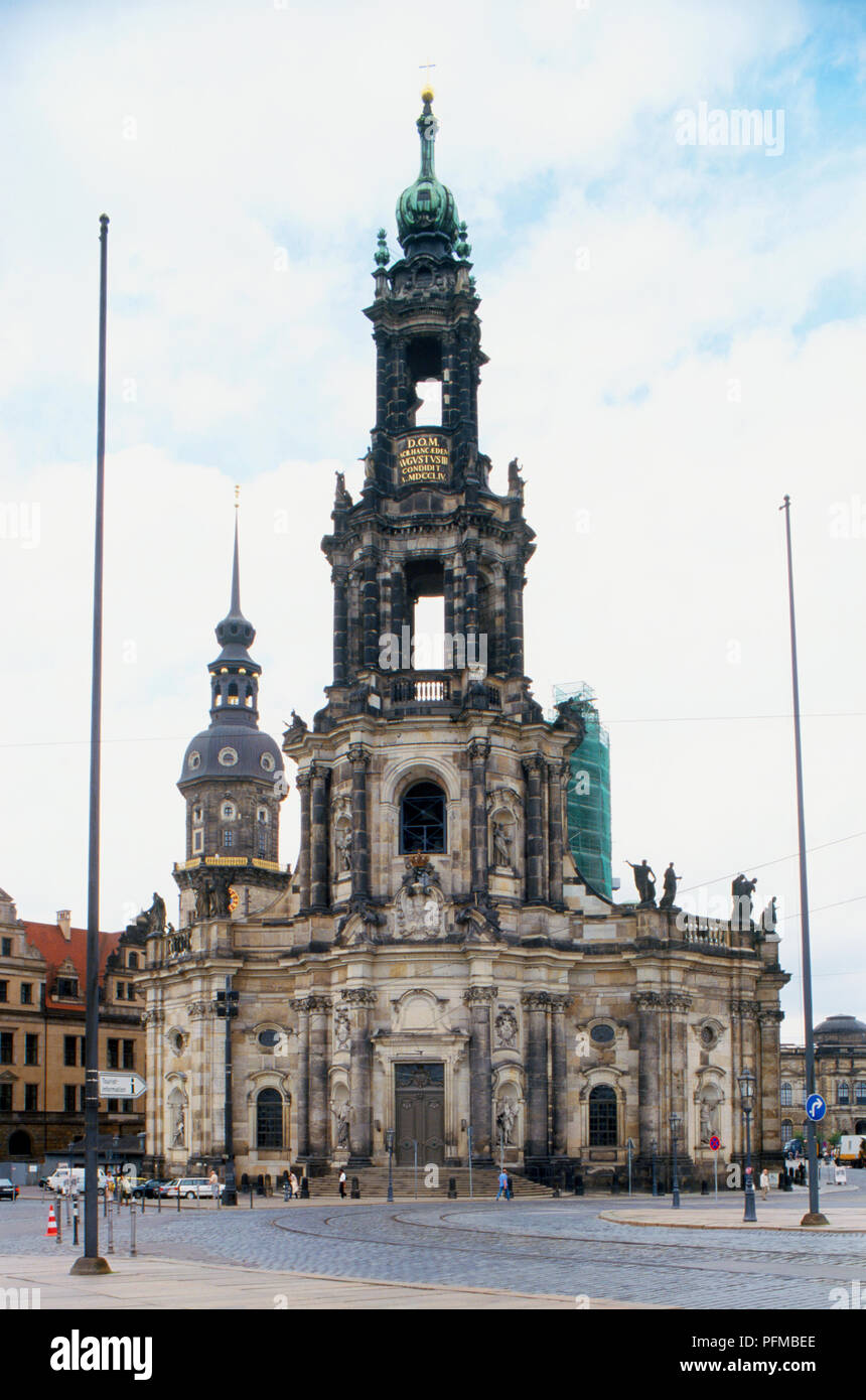 Deutschland, Dresden, der Katholischen Hofkirche, barocke Fassade der ...