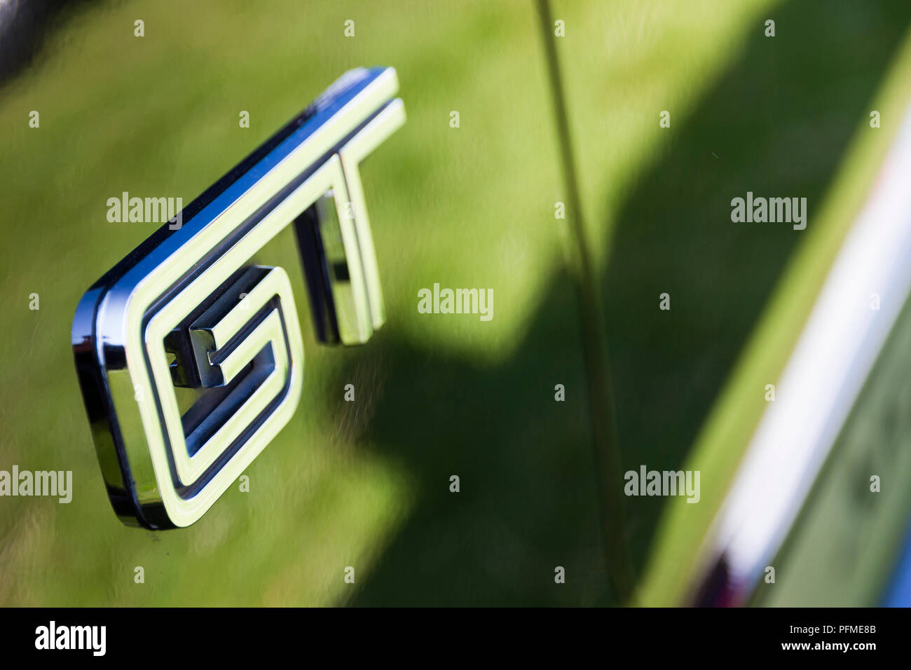 Ford Mustang GT Emblem Stockfotografie - Alamy