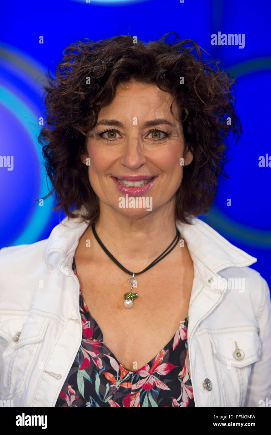 German tv presenter game show Stockfotos und -bilder Kaufen - Seite 6 ...