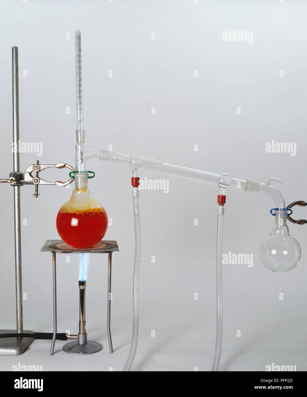 Laboratory distillation equipment -Fotos und -Bildmaterial in hoher ...
