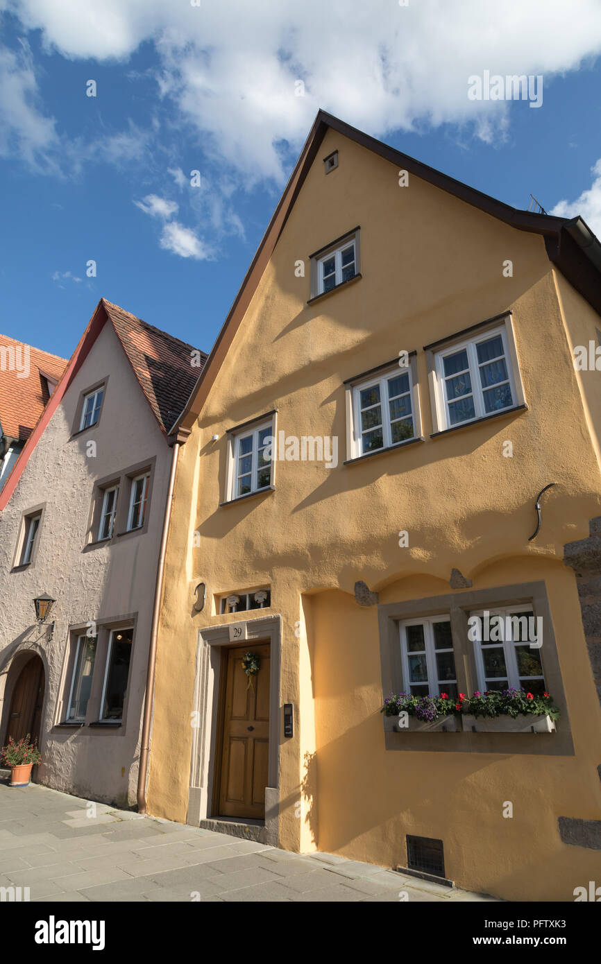 Historischer giebel -Fotos und -Bildmaterial in hoher Auflösung – Alamy