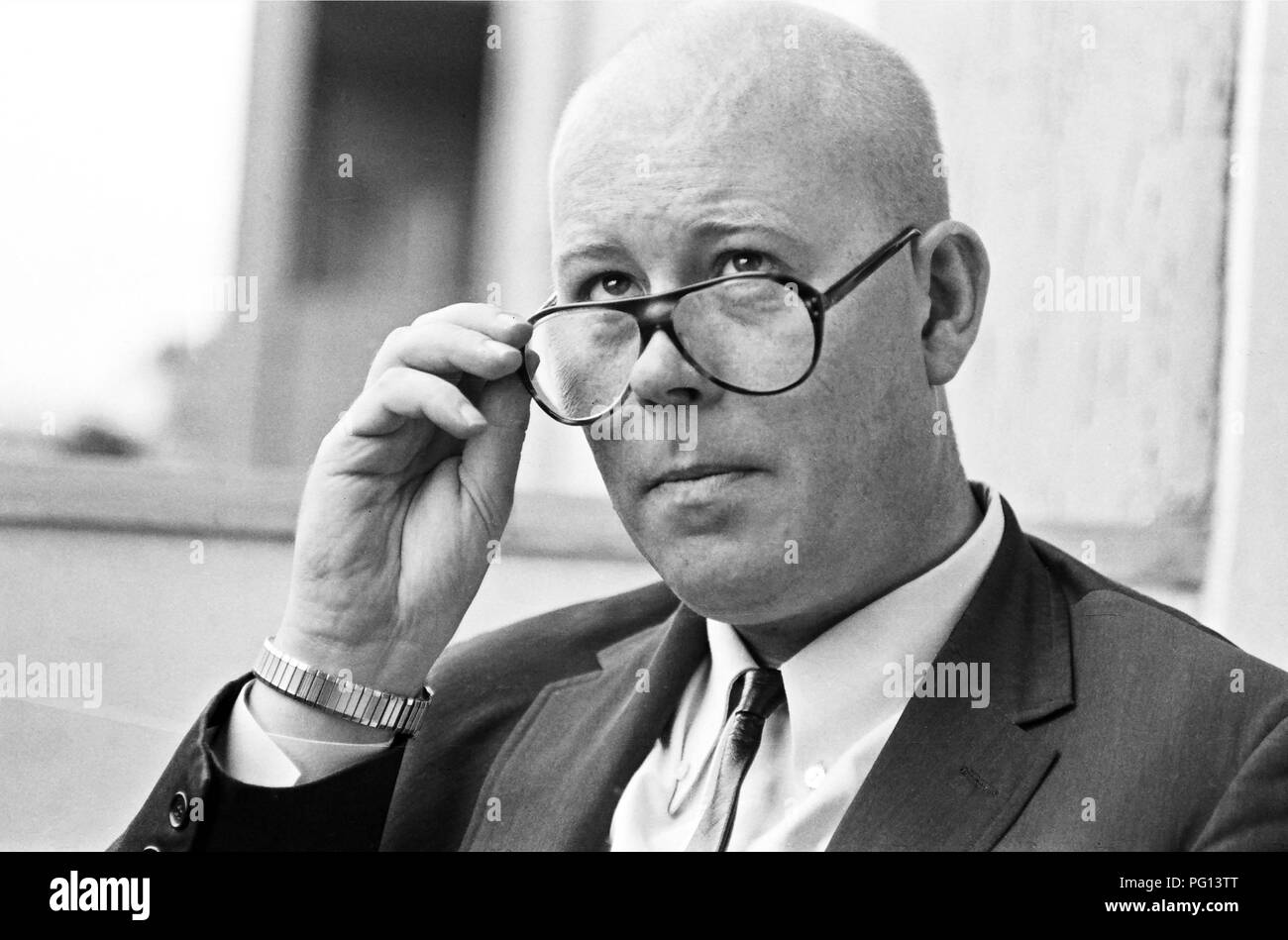 Uwe Johnson wurde am 20. Juli 1934 in Pommern geboren (Deutschland ...