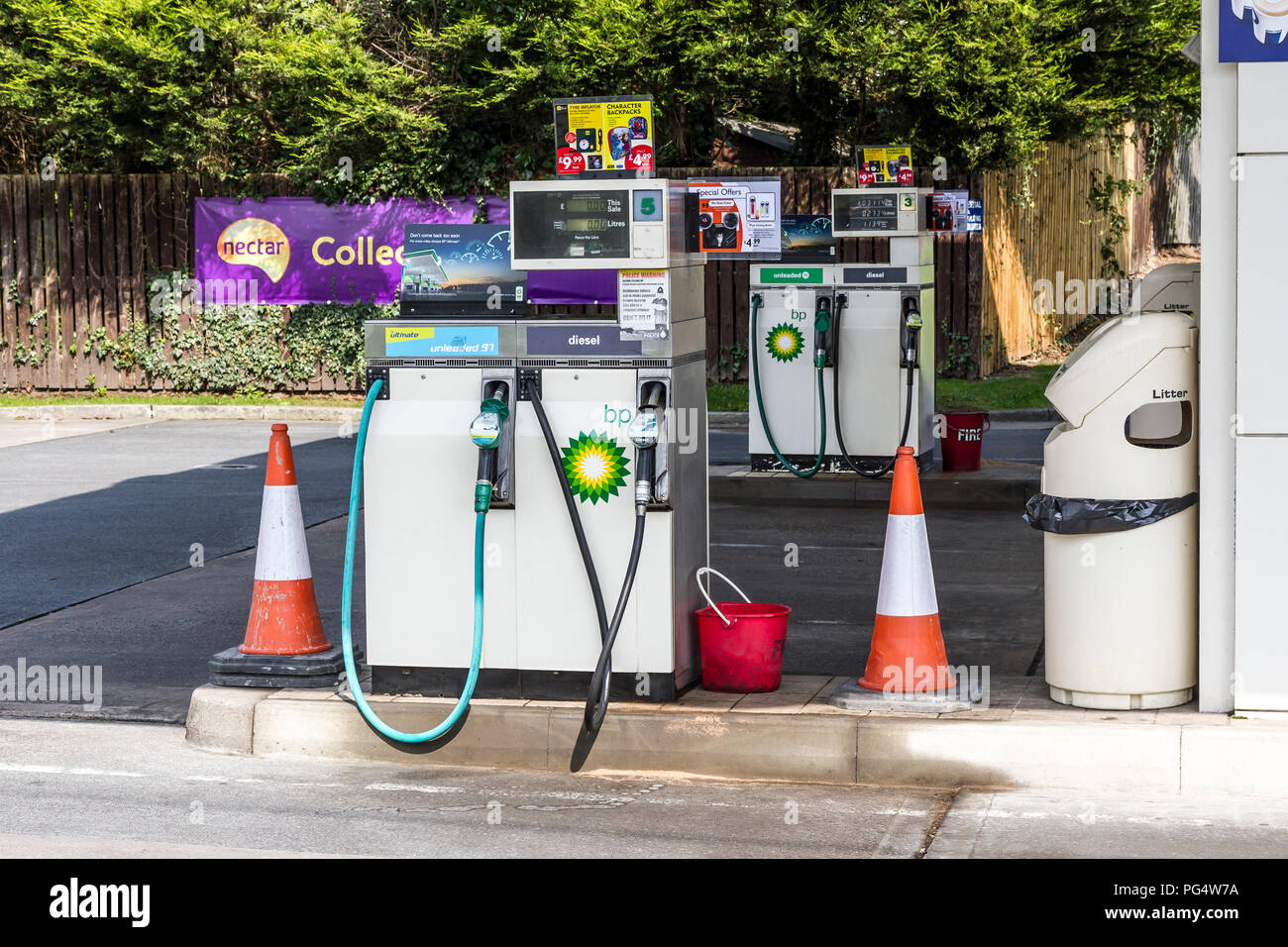 Petrol station bp petrol station -Fotos und -Bildmaterial in hoher ...