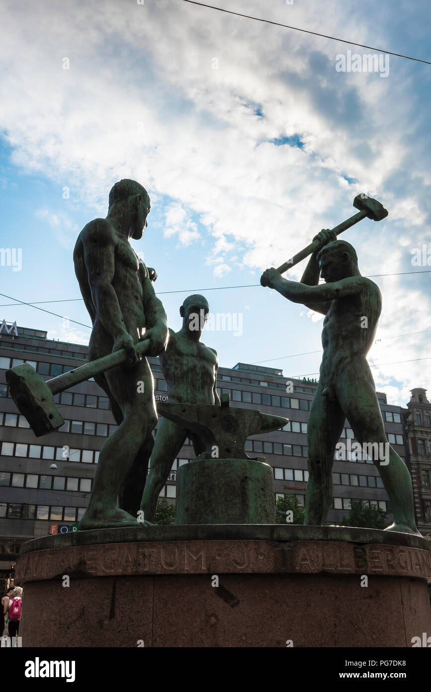 Finland Helsinki Sculpture Stockfotos und -bilder Kaufen - Alamy
