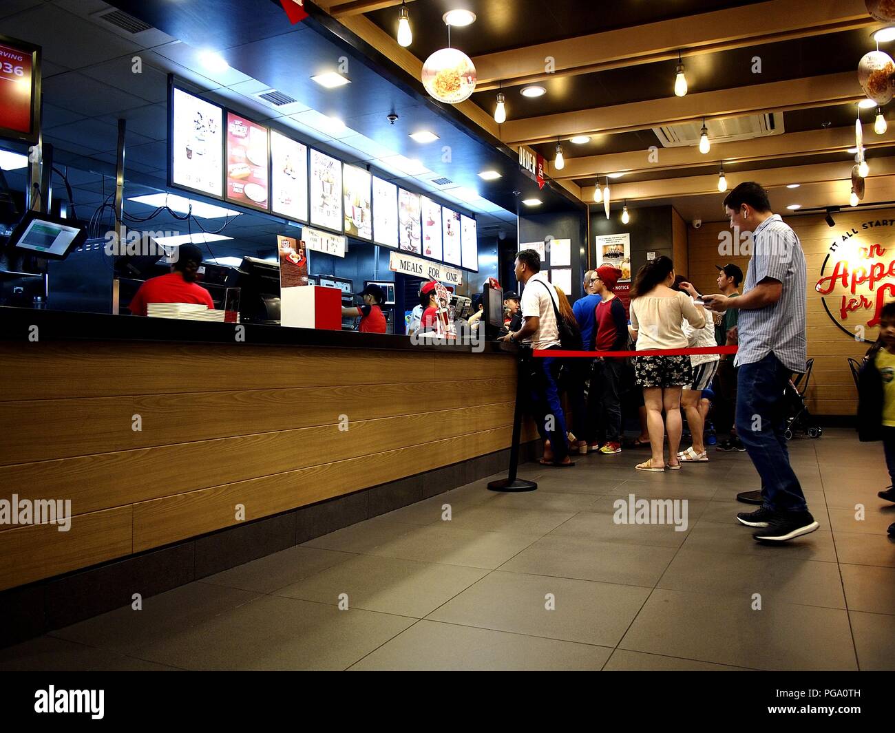 Kfc counter -Fotos und -Bildmaterial in hoher Auflösung – Alamy