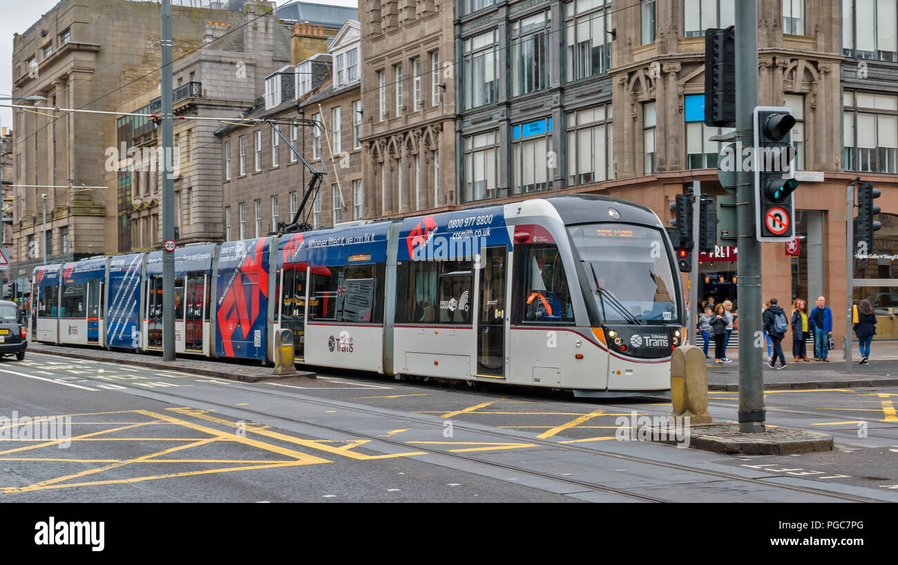 Straßenbahn edinburgh -Fotos und -Bildmaterial in hoher Auflösung – Alamy