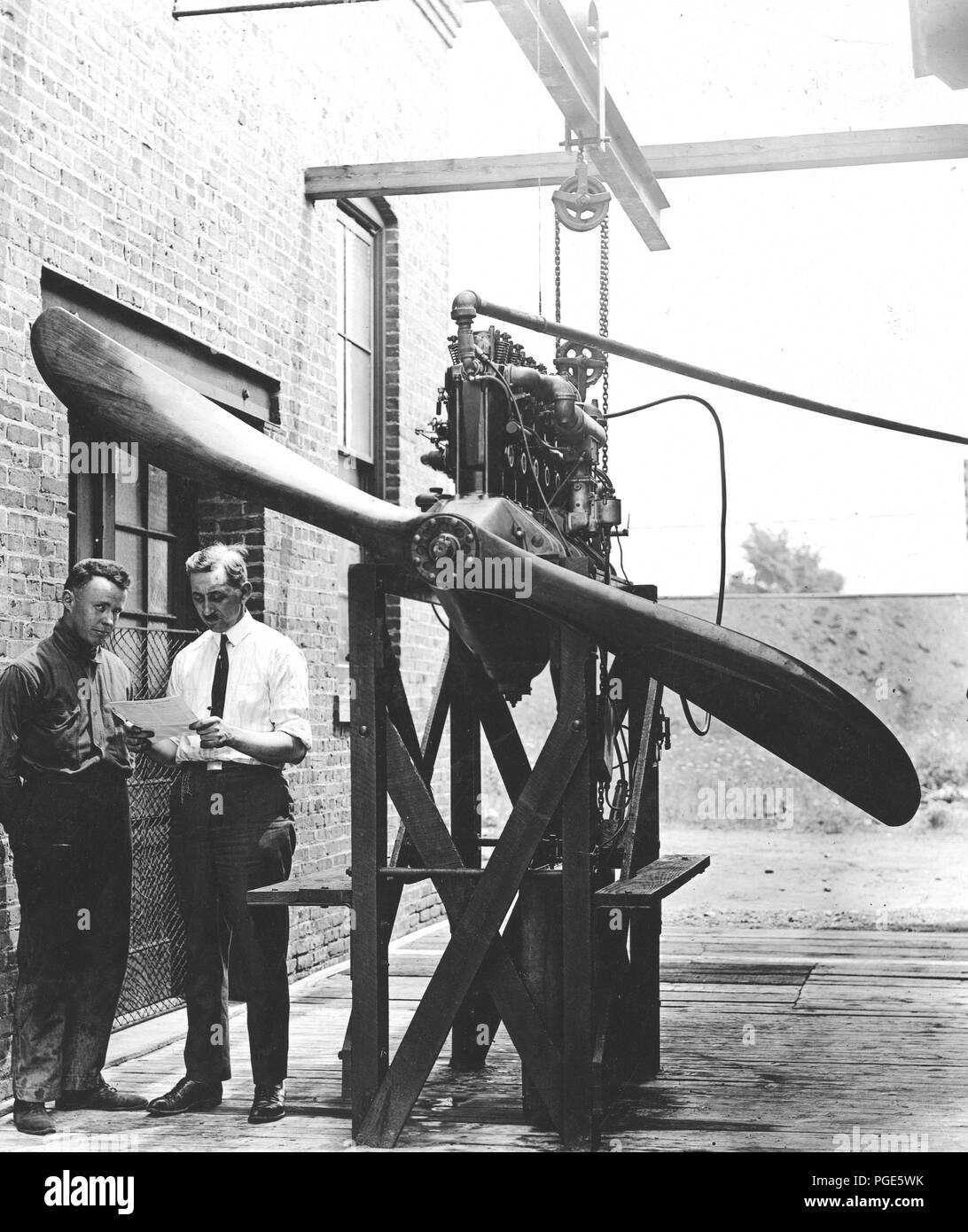 Standard flugzeug corp -Fotos und -Bildmaterial in hoher Auflösung – Alamy