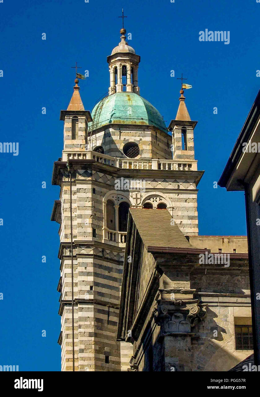Duomo di genova -Fotos und -Bildmaterial in hoher Auflösung – Alamy