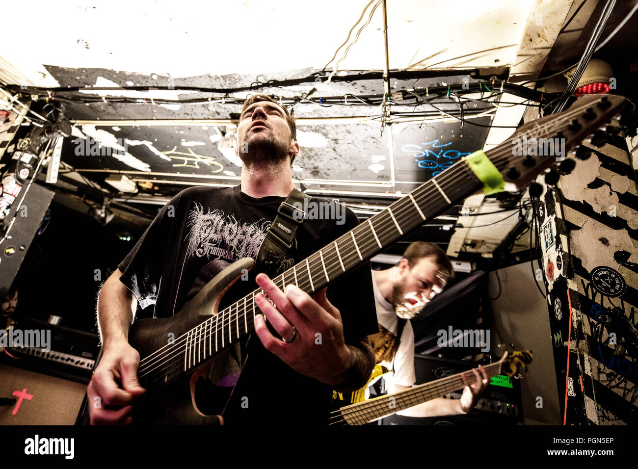 Frontierer band -Fotos und -Bildmaterial in hoher Auflösung – Alamy