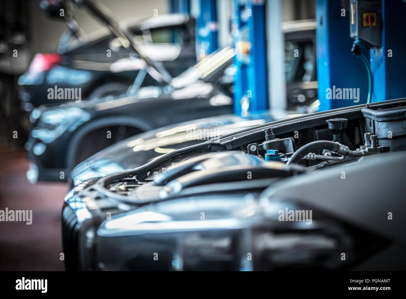 Kaputte autos -Fotos und -Bildmaterial in hoher Auflösung – Alamy