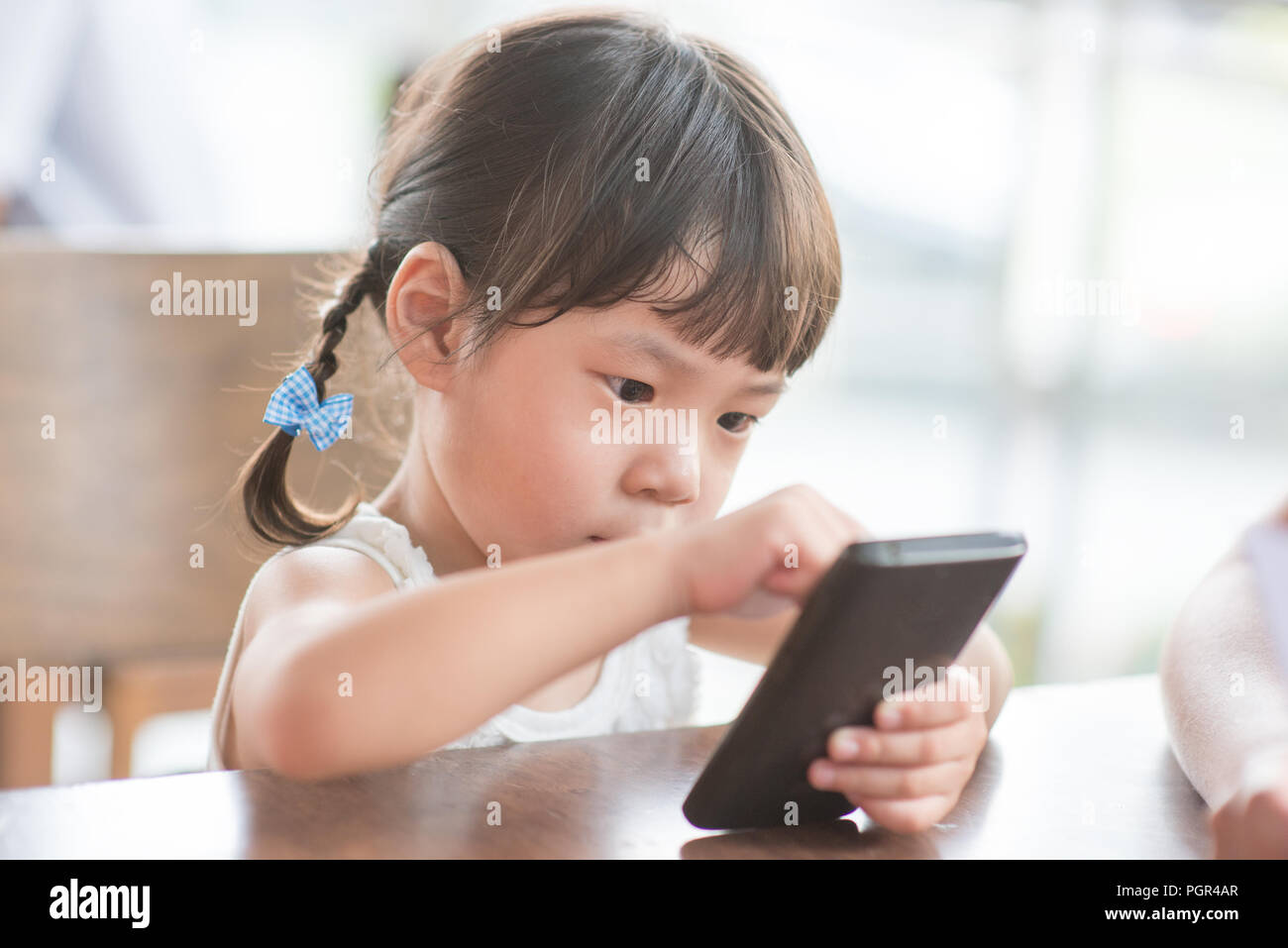 Cartoon smartphone -Fotos und -Bildmaterial in hoher Auflösung – Alamy